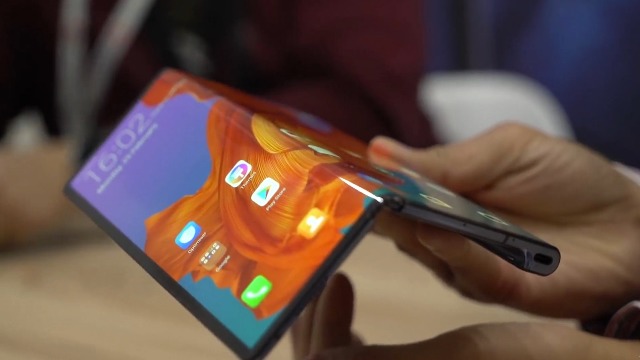 华为三星折叠手机都上万,小米的折叠手机,却那么让人心动