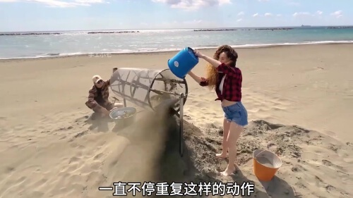 小伙利用废弃垃圾制作环保垃圾桶,太有创意了