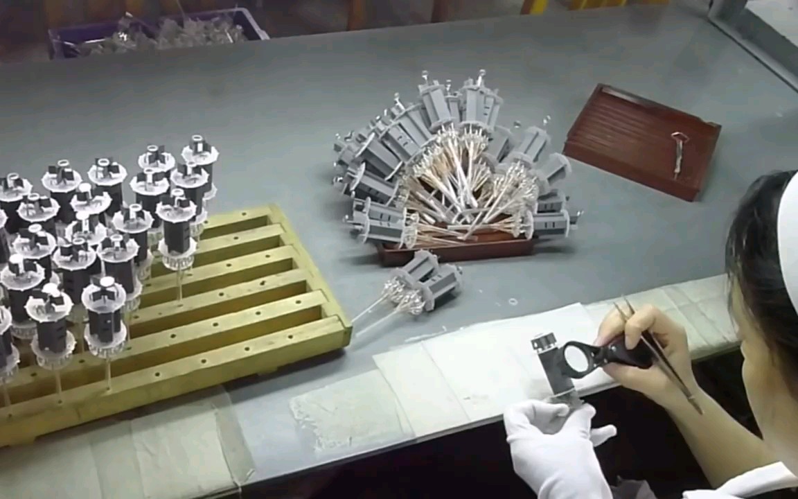 曙光EL34B电子管的生产过程