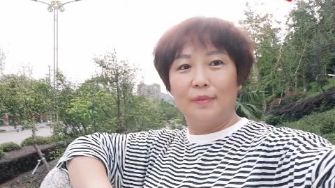 继续解放思想,坚持改革开放,推动科学发展,促进社会和谐!
