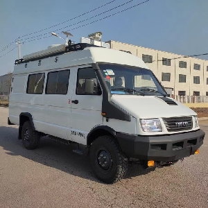 2045国六越野房车 