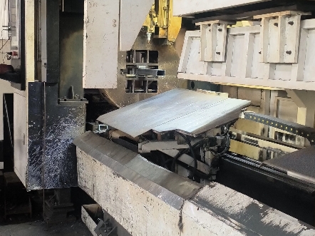 【加工现场】精密操作进行时12米方管切割 H型钢 工字钢角钢槽钢...