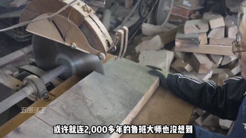 老木匠人手必备的神器,用木头制作的传统墨斗,工艺精湛质感出色