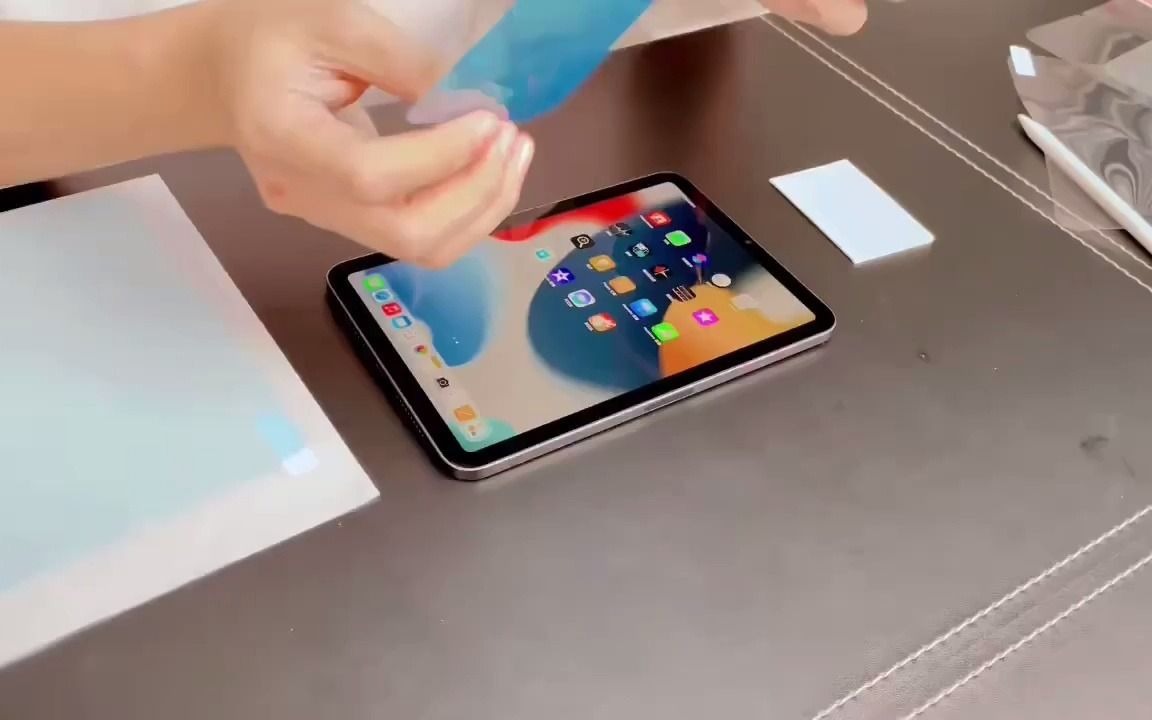 【ipad mini6 类纸膜】别再问类纸膜难不难贴了,一秒对位贴上!~