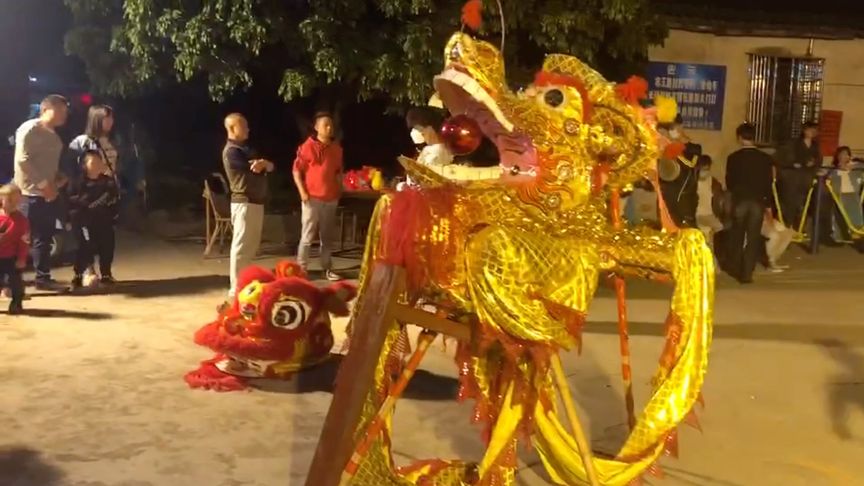 赏灯大过年,看看广东兴宁客家的赏灯节,舞龙舞狮表演