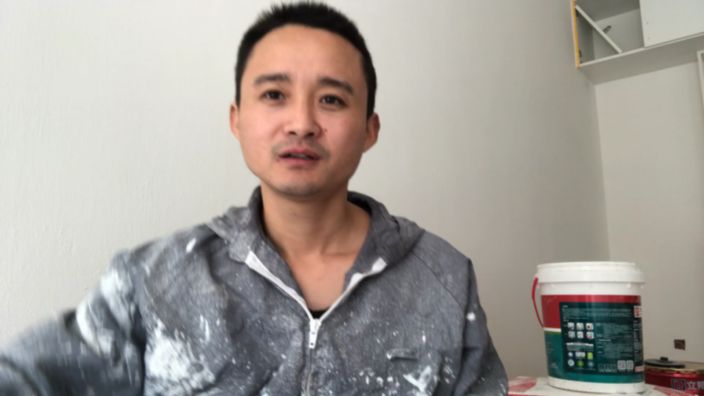 乳胶漆墙面要不要做底漆?为什么要刷墙固?油漆工浅谈自己的看法
