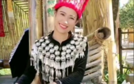 【民族日常】擅长织锦的景颇姑娘|短视频