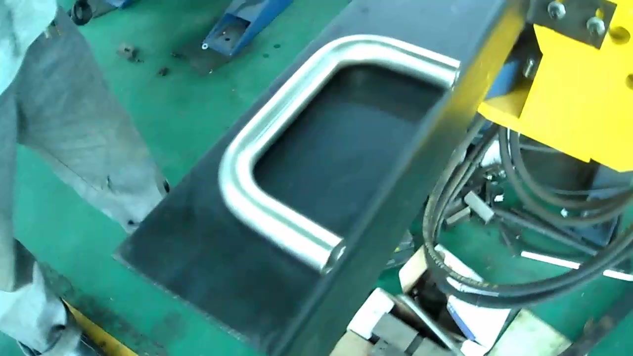 不锈钢管弯管机视频