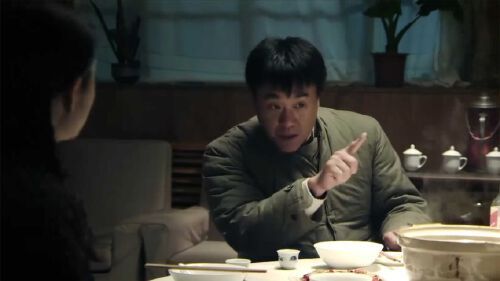 四合院:傻柱解释红头文件,李主任进了,说出大秘密!