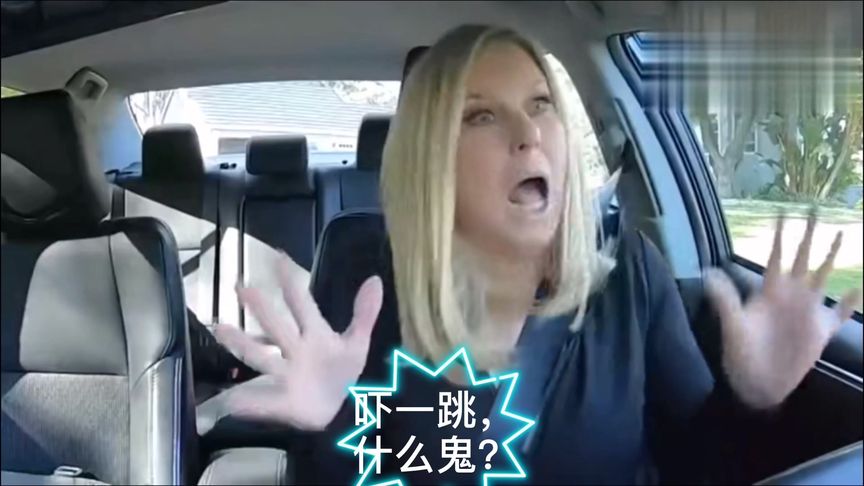 外国小伙将丰田卡罗拉换成V8发动机,老妈不明情况,吓蒙圈了