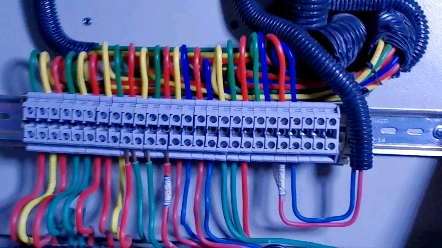 分漏电保护器不跳闸主漏电保护器跳闸是什么问题?#安全用电 #电工...