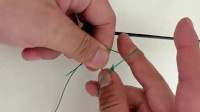 钓鱼技巧,竿稍红绳绑主线结实方法!