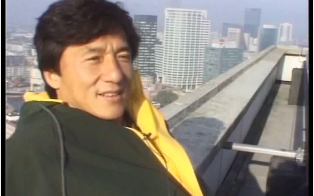 《我是谁》里成龙创吉尼斯世界纪录的一跳的幕后花絮(铁证如山:没威亚)