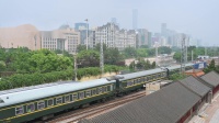 【中国铁路-2021.07】K1177次列车(北京-银川)驶出北京站,京局京段...