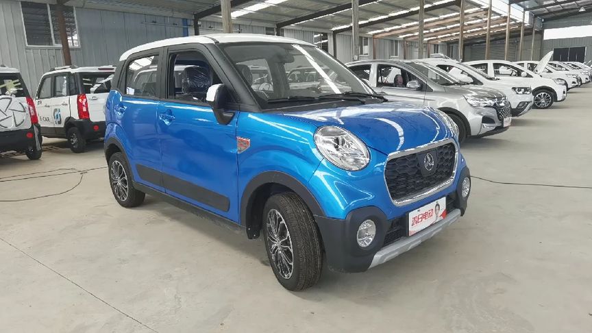 电动面包车,6座空间,一键启动,倒车影像,4层保护锁,铁壳冲压