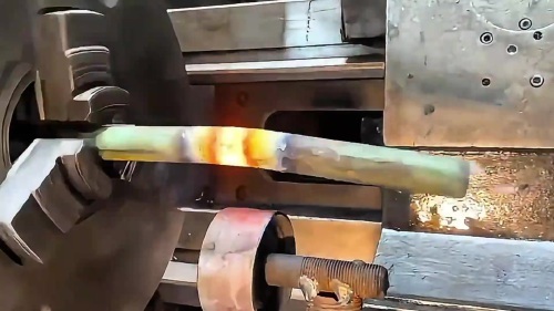 钢管校直小技巧