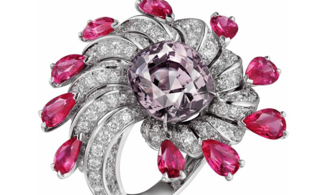 『珠宝』Cartier 推出 Beautés du Monde 高级珠宝系列:自然之美