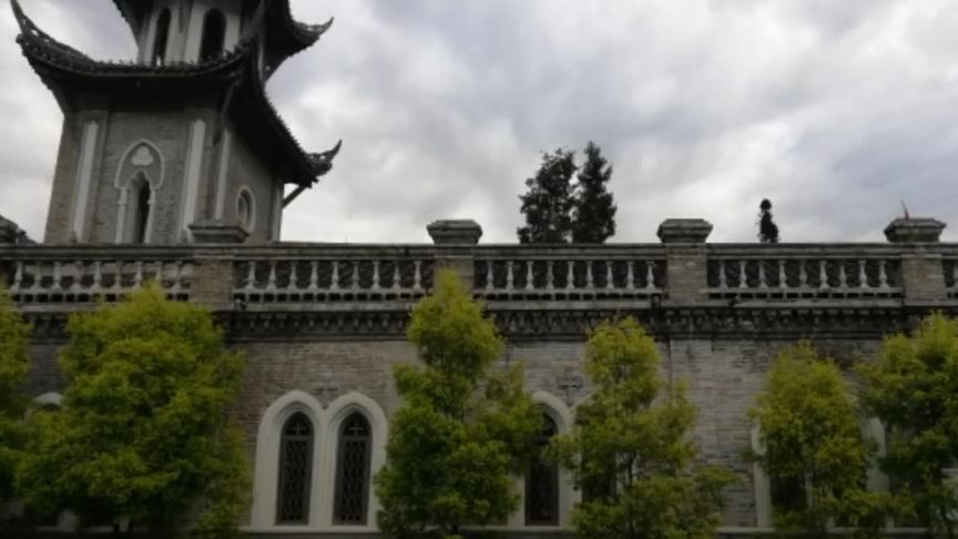 横断山腹地访”茶道”(7)磨西镇:古驿道上的哥特式建筑