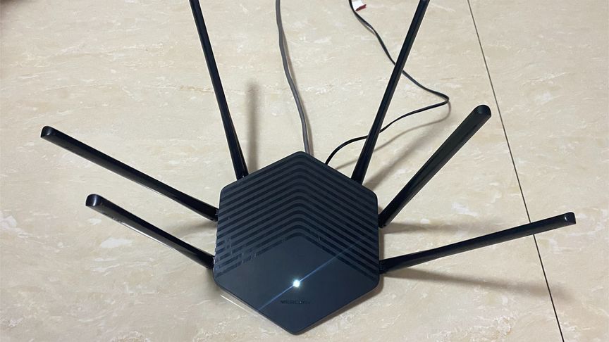 家里WiFi信号差,教你一招不花一分钱,网络信号立马变满格!