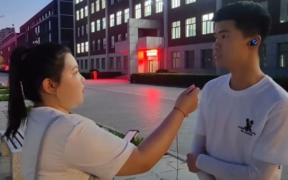 【街坊】当代大学生对于诚信的理解?