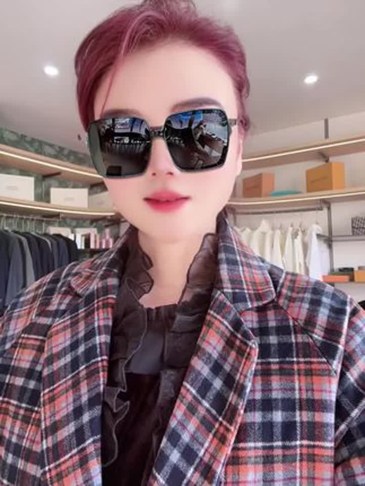 忘记年龄,不要让自己的年龄成为自己变老的理由 不管多老只要有一个...