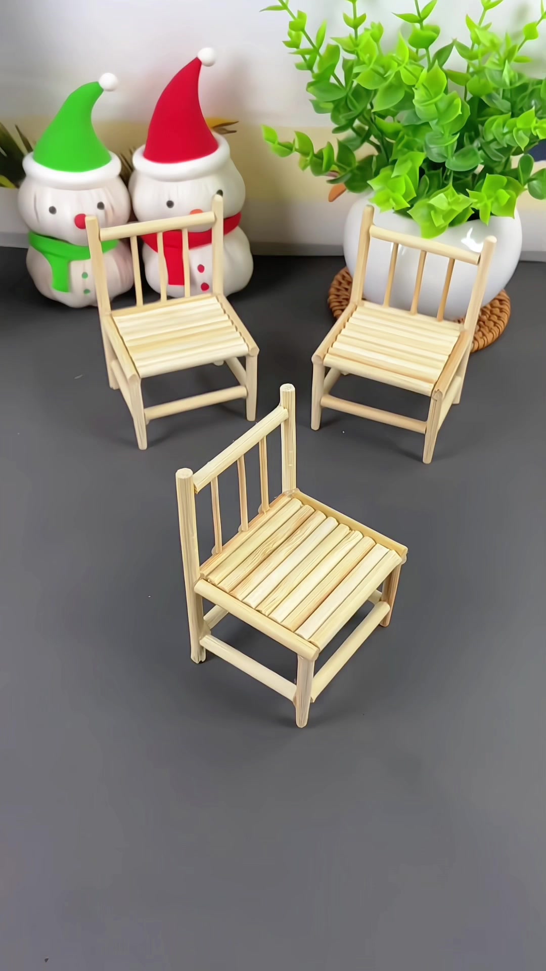 用过的一次性筷子别扔,和孩子一起来做迷你手工小凳子吧!#手工diy #...