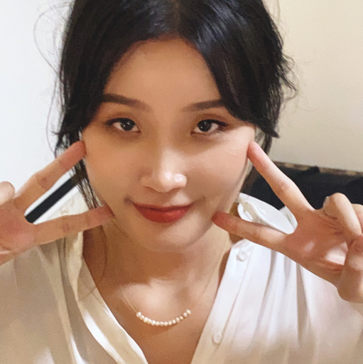 爱趴着的ANAN- 