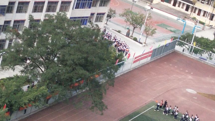 运动会入场仪式开幕啦!