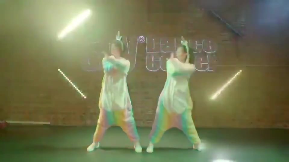 《阳光彩虹小白马》@大张伟 舞蹈教学视频.