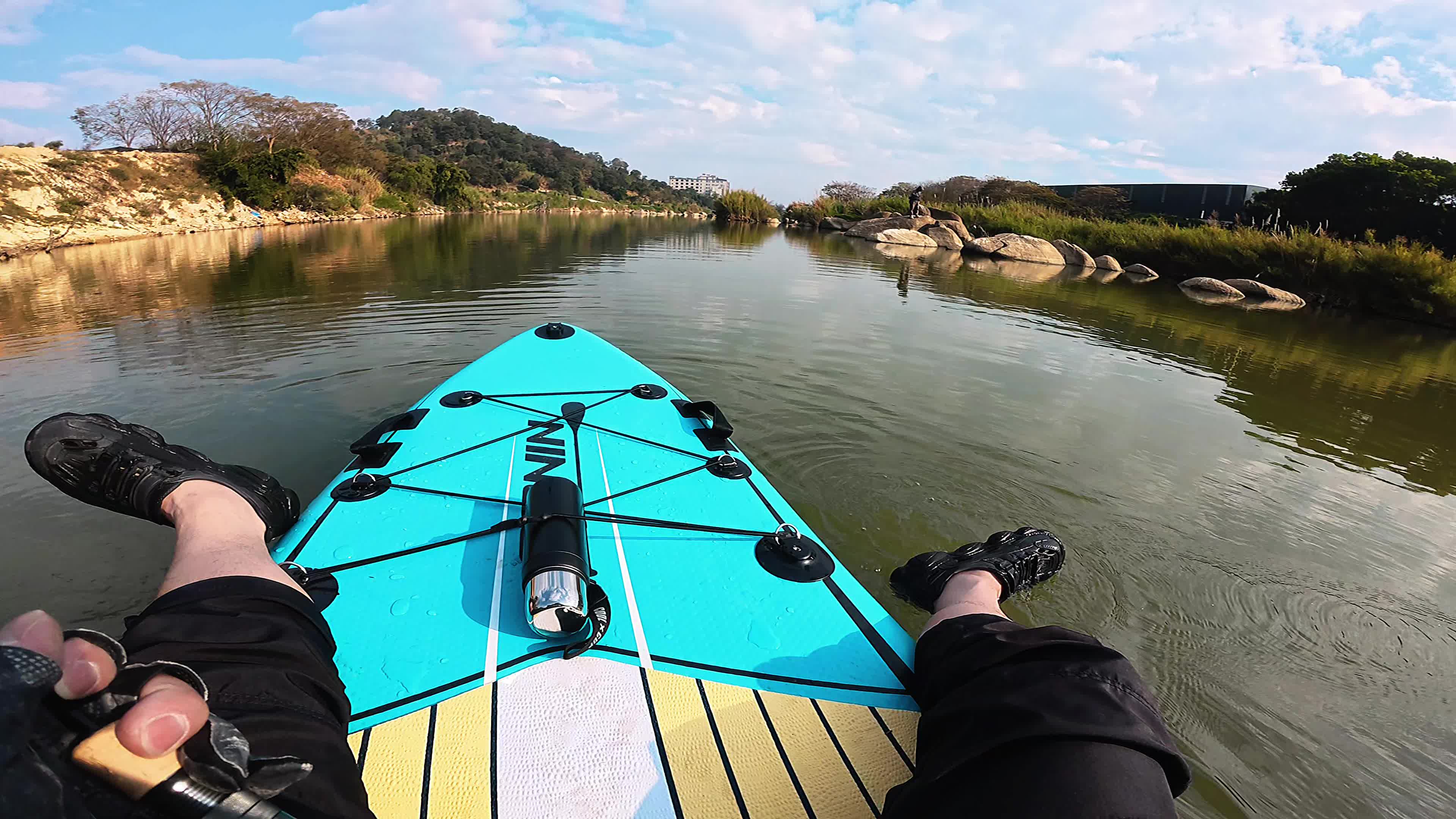 你看这可怜的年轻人,早早就享受退休老头的专属待遇#松驰感 #路亚 #...