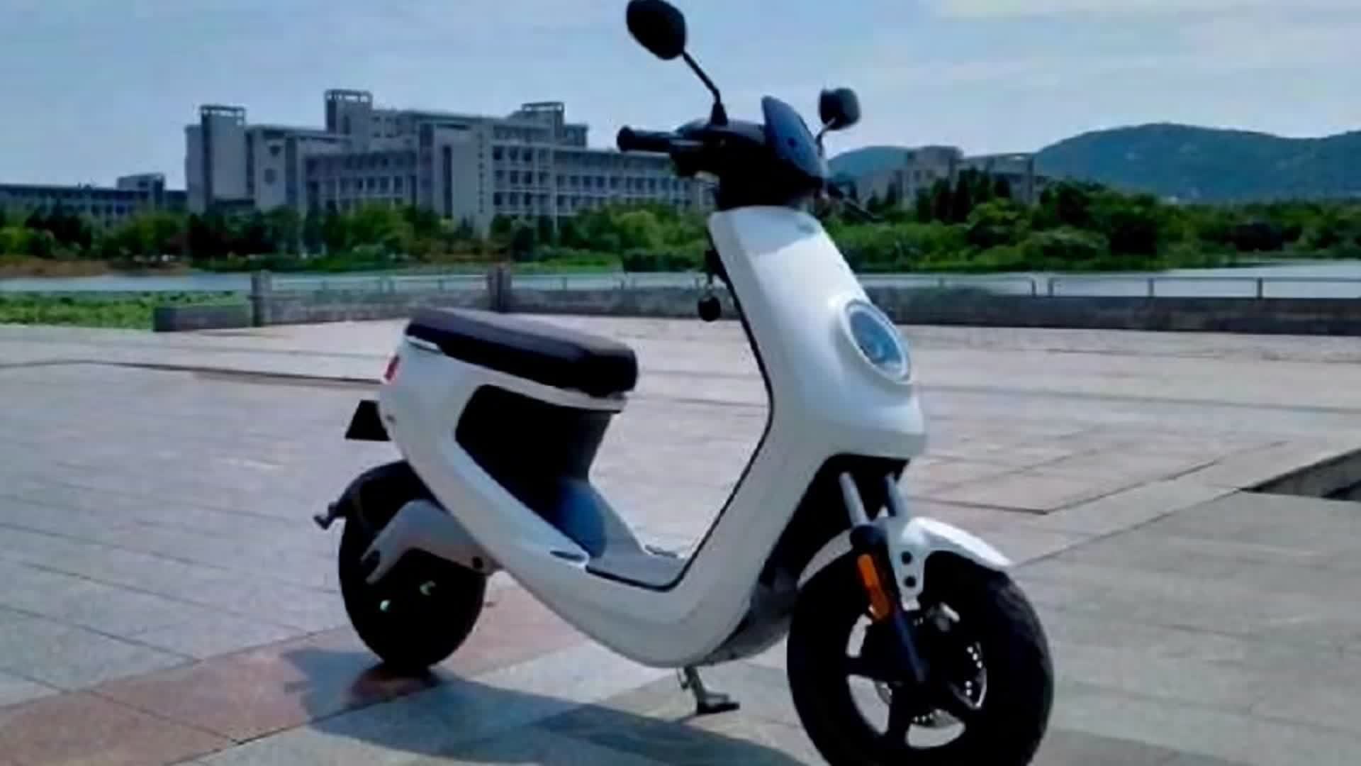 小米推出智能电动车,充一次电能跑120km,价格和仪表.