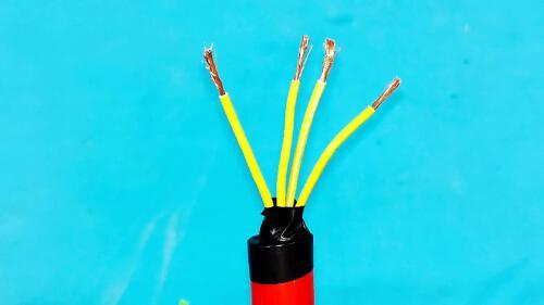 颜色一样的电线怎么区分?只要用打火机轻轻一按,立马就分辨出来