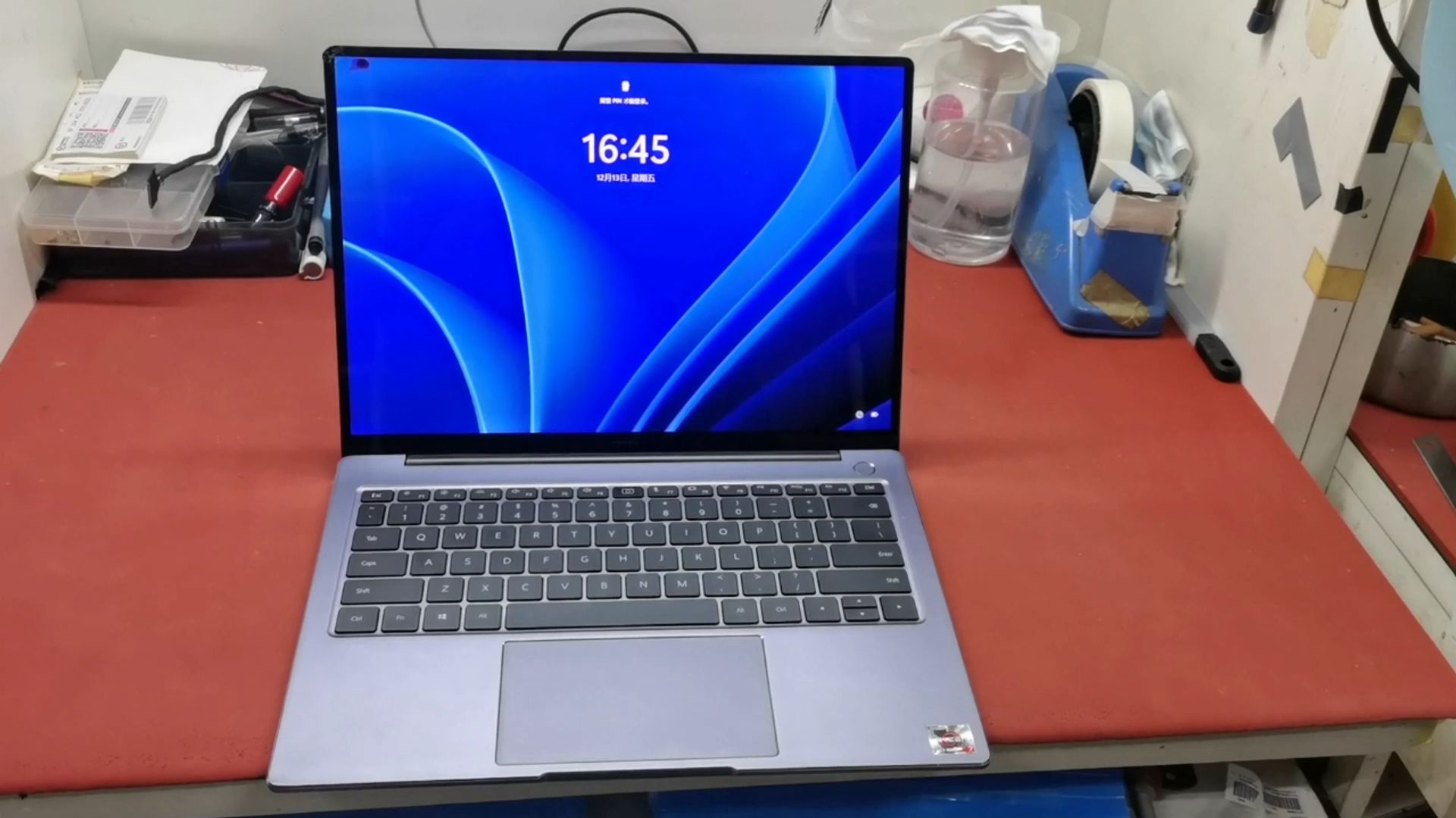 华为matebook笔记本电脑换屏幕总成上半套更换教程