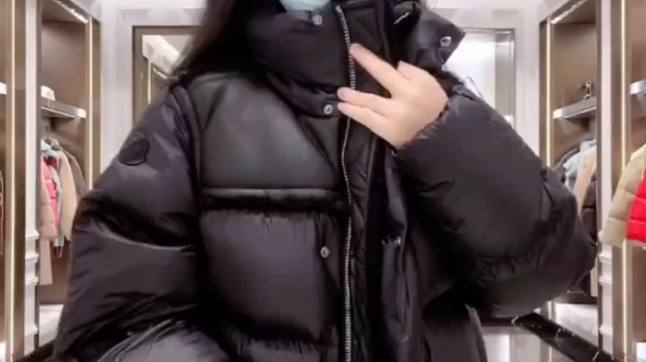 Moncler/蒙口 FW22 Jotty 羊皮拼接短款羽绒服外套