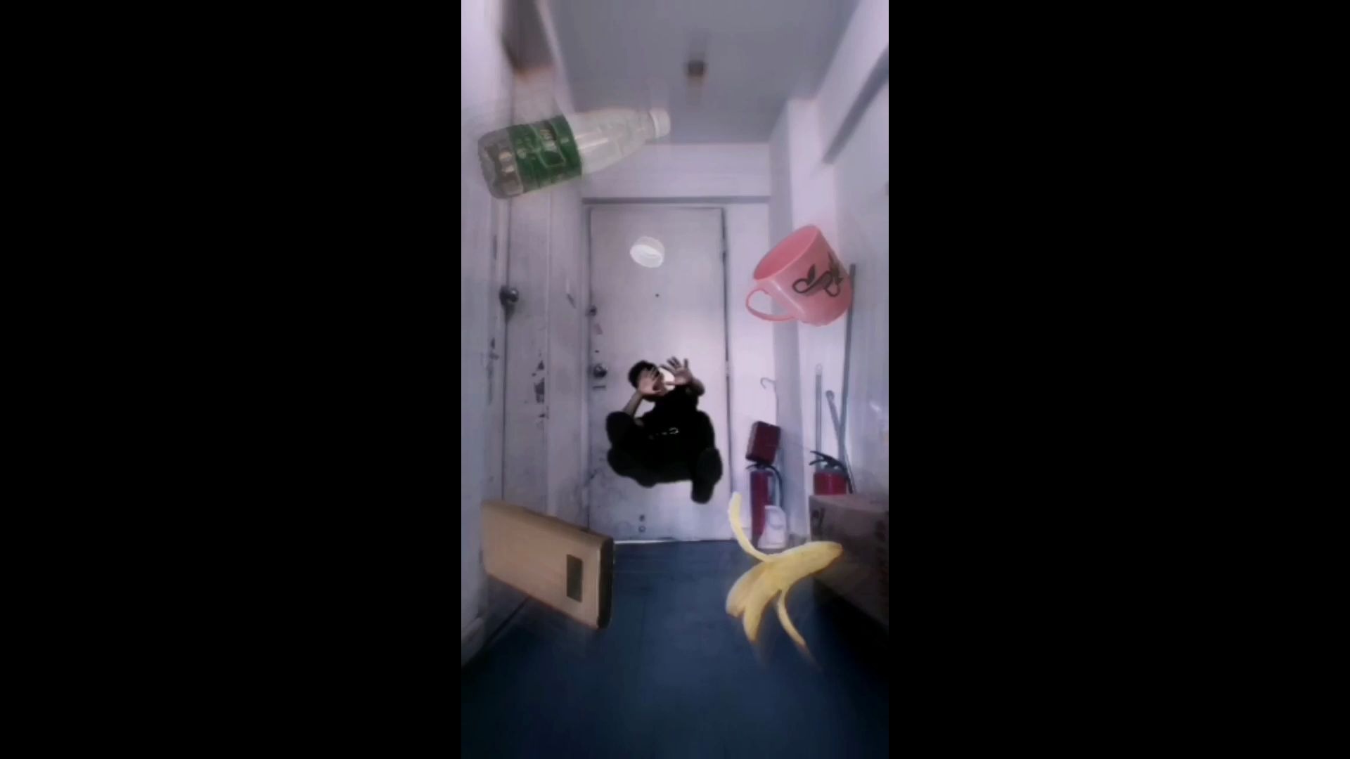 最近很火!“悬浮术”教程,一学就会