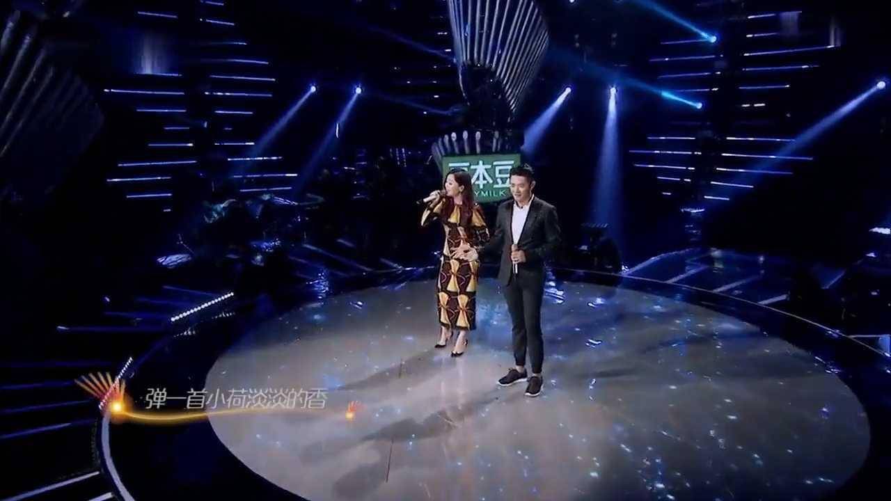 凤凰传奇献唱《荷塘月色》,多年后依旧那么好听,原唱就是原唱