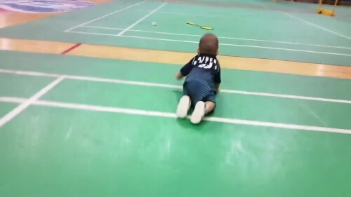 爱运动的宝宝 让宝宝享受探索世界的乐趣