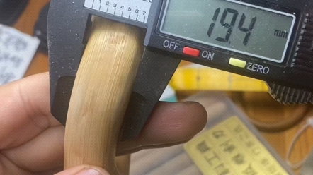 手艺人纯手工制作白色金刚藤手镯全过程方法教程视频—吾来藤
