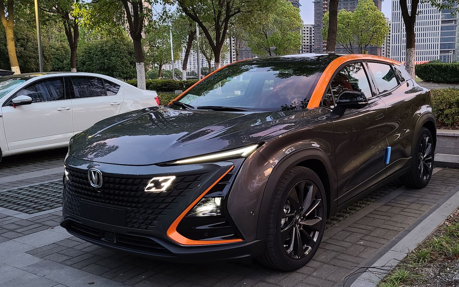 【集车】长安引力UNI-T的辅助驾驶和自动泊车