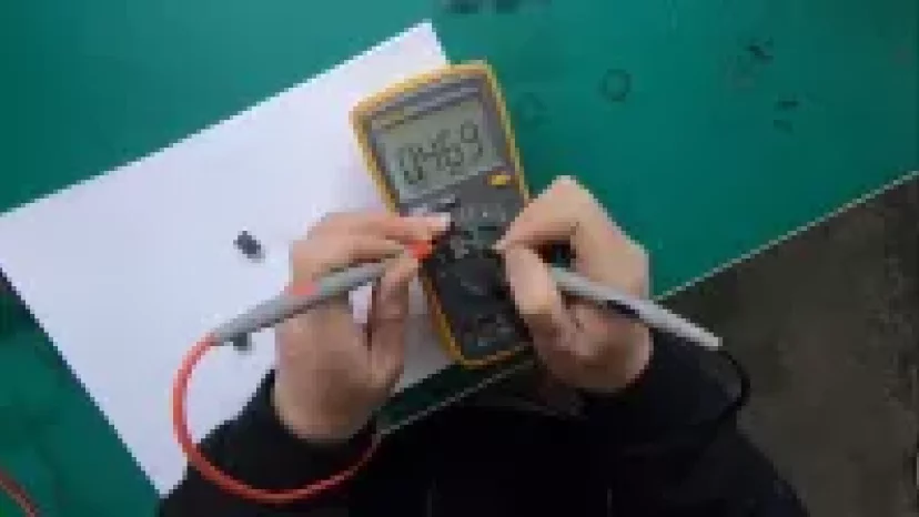 实测全自动洗衣机可控硅好坏元件对比，感兴趣的朋友可以了解一下