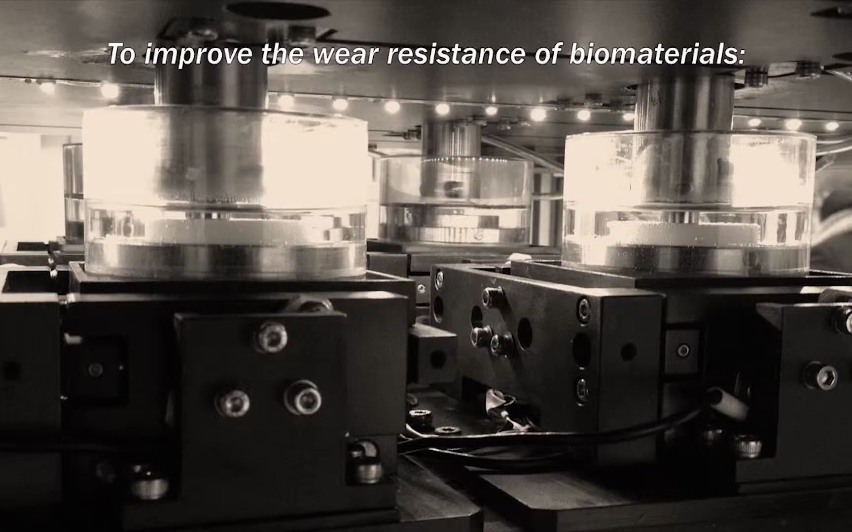 生物摩擦试验机髋关节材料研究