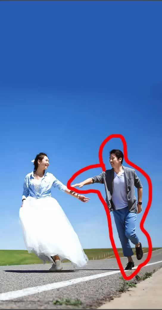 设计师教你怎么使用PS10秒钟去掉照片中多余的人物技法!