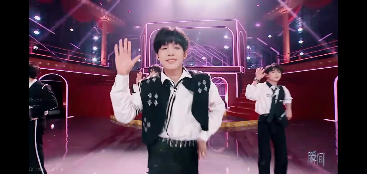 TF家族三代跳女团舞