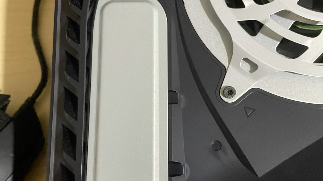 PS5扩展SSD固态硬盘安装教程。