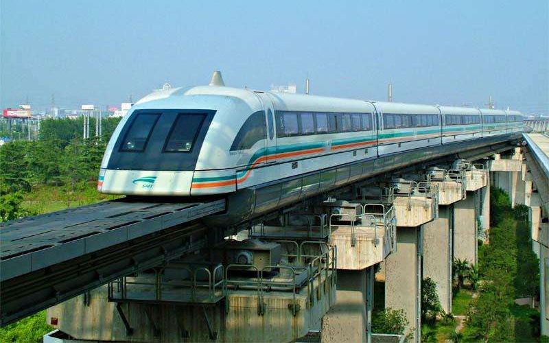 上海磁浮列车示范运营线