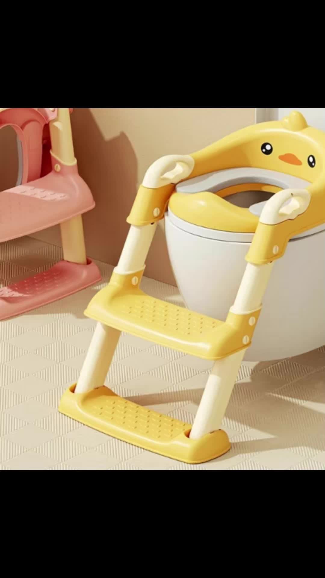 ...把这个放在上面,宝宝自己就能轻松上厕所了,它还是可以折叠的,收...