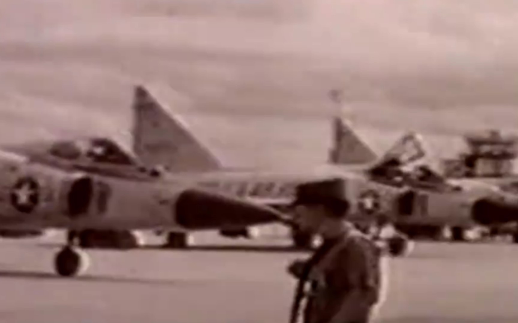 越南战争中,美国面越南大规模增兵,美国兵在越南开始肆意玩乐!