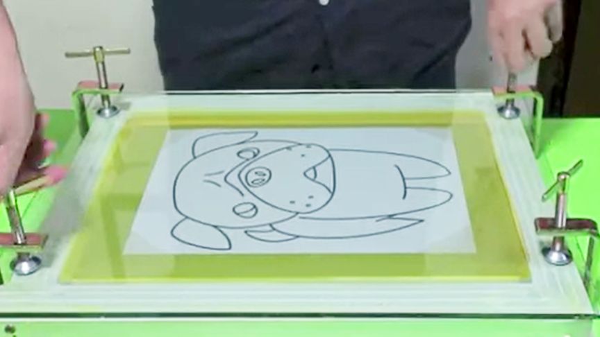 体恤衫图案丝网印刷全过程,操作步骤很详细