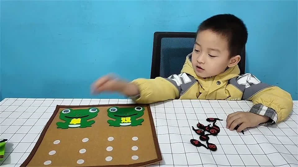 当当分配单数和双数的青蛙和蝌蚪!