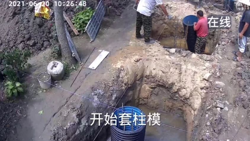 自建房第三天,独立基础浇立柱,最简单的支模方式